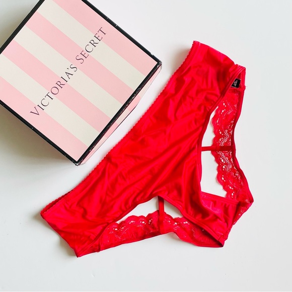 Victoria's Secret | Intimates & Sleepwear | Large Victorias Secret Red ...